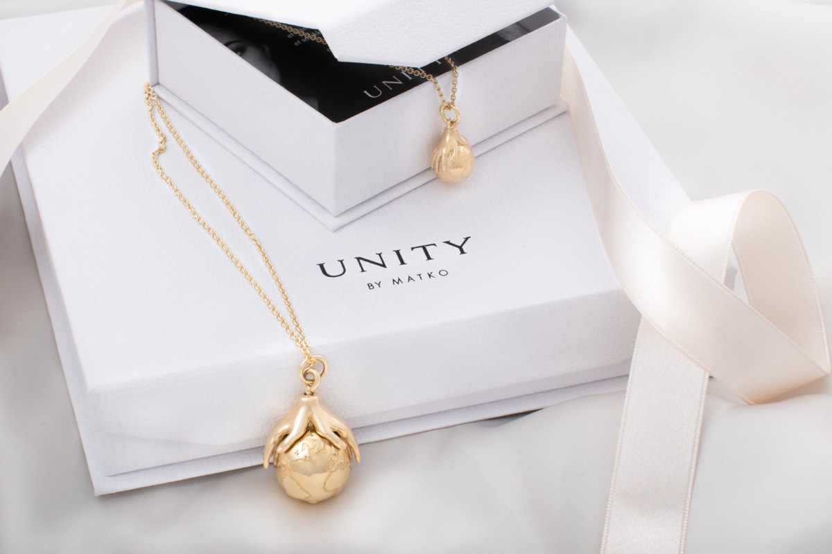 Unity - a token of love through generations - byMatko